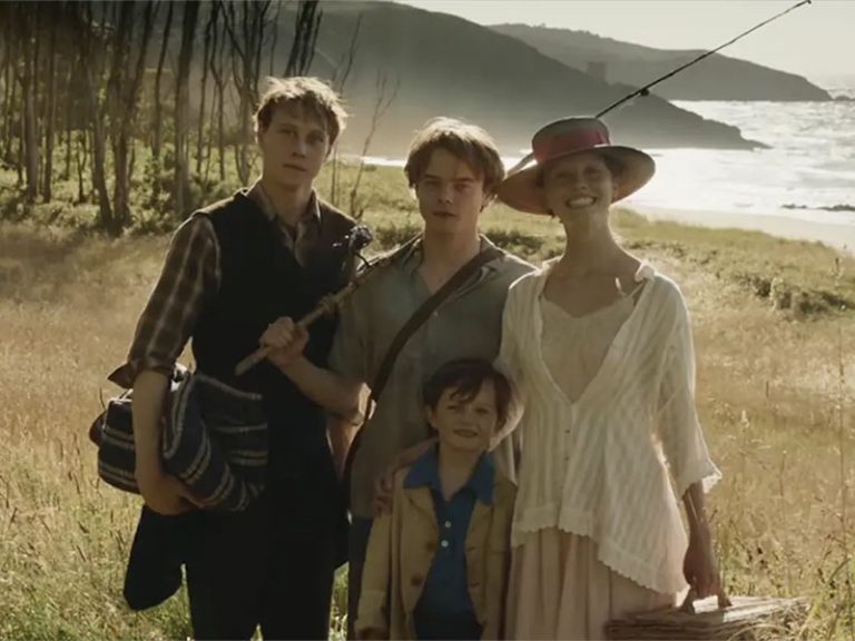 Marrowbone (2017) Movie Review and Ending Explained - My Favorite Horror