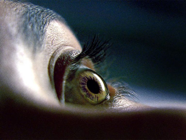 Inside (2007) Horror Movie Review - My Favorite Horror